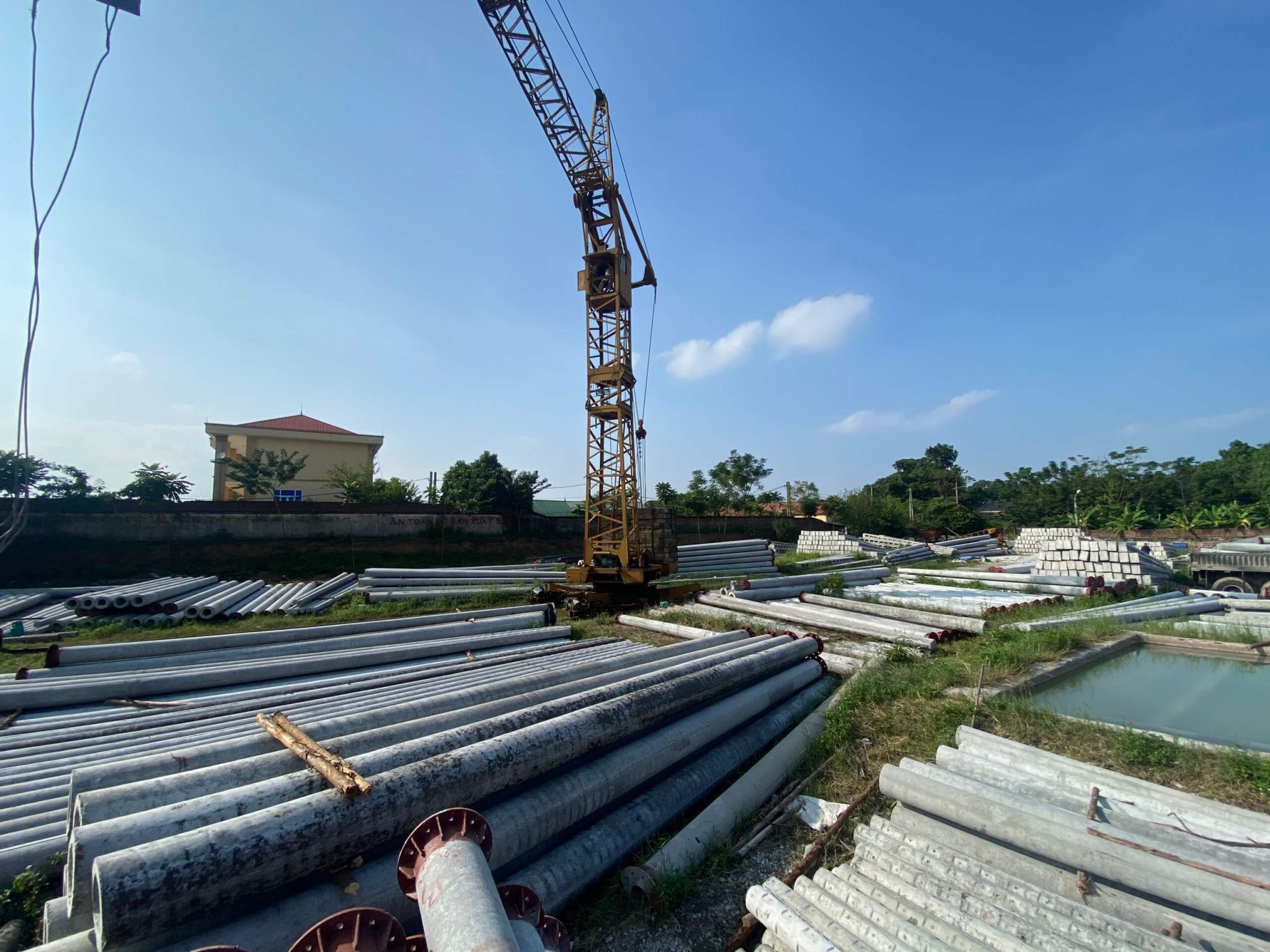 Cột điện bê tông ly tâm không dự ứng lực – Công Ty Cổ Phần Cột Điện Sông Lô